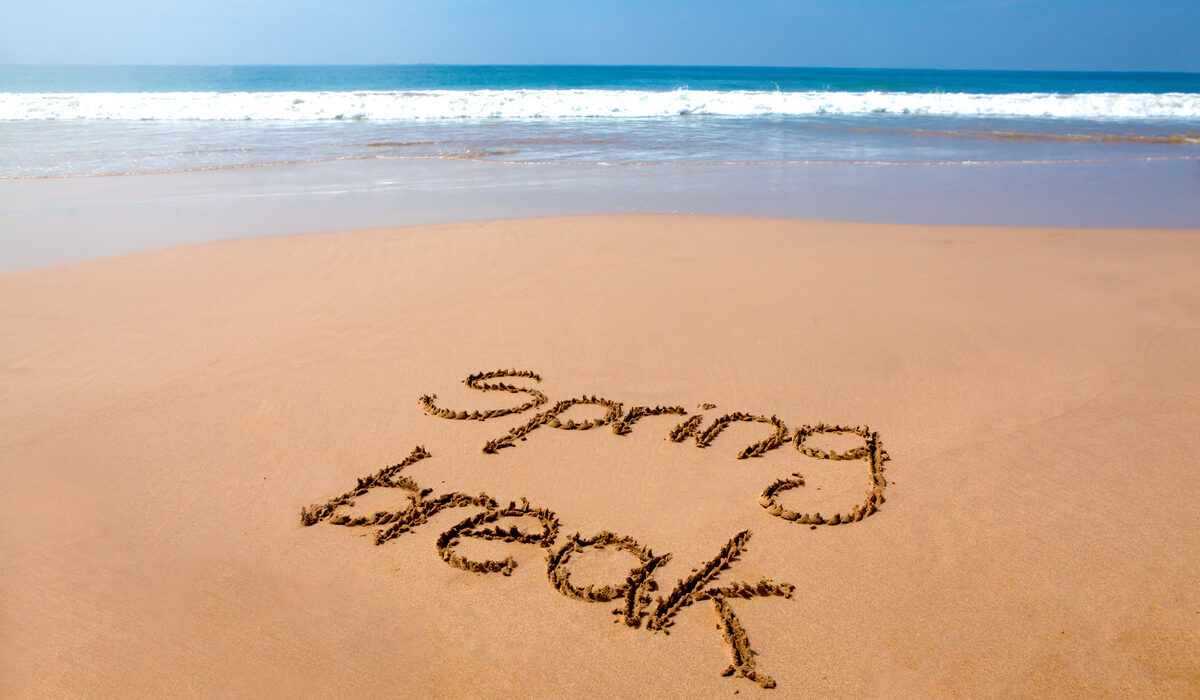 【時事英文】春假？Spring Break？不只台灣學生有春假可以放！ | Engoo線上英文