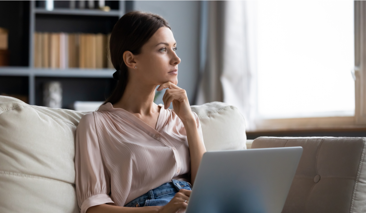 【商用英文】"I'll think about it" 其實是婉轉拒絕？職場、商業必會的8個「考慮一下」英文說法 | Engoo線上英文