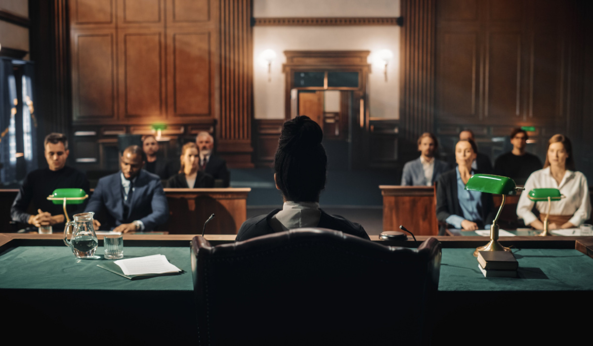 【主題單字】Lawyer和Attorney有什麼區別？來學學法庭專業英文用詞及常見對話！ | Engoo線上英文