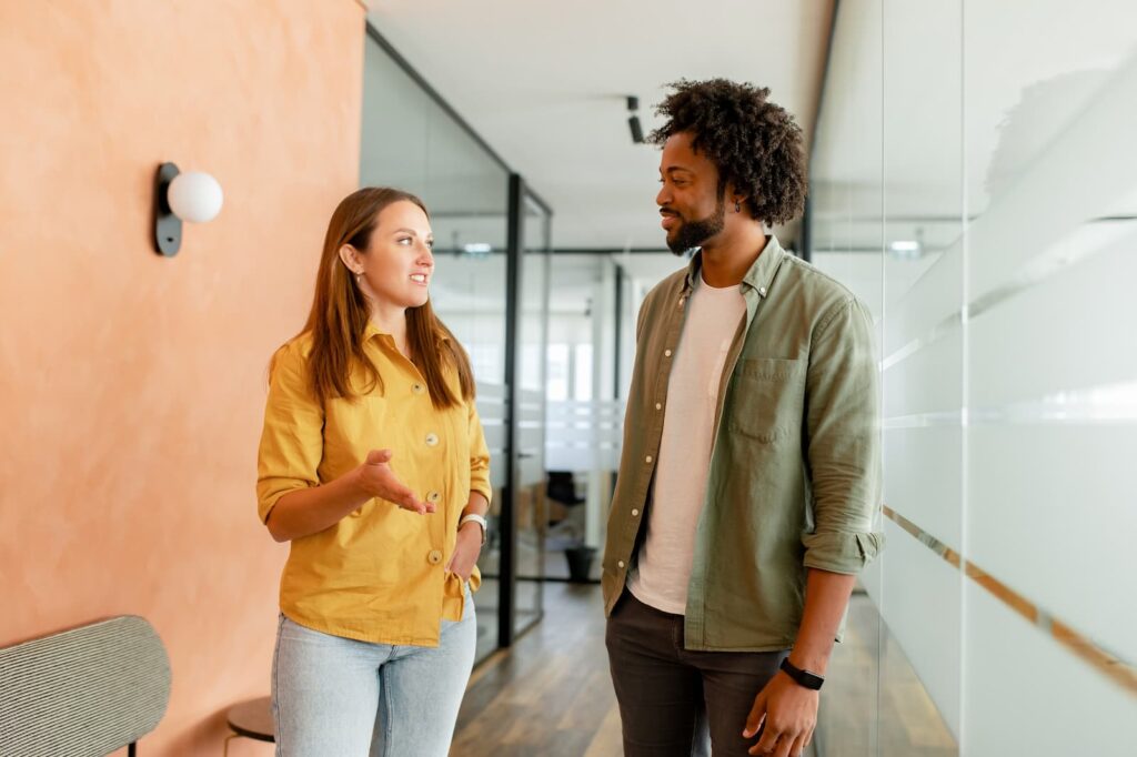 5 Easy Tips for Making Small Talk in English | Engoo Blog