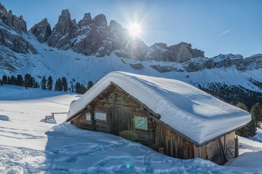 Brrr! English Vocabulary for Winter Weather 🥶 | Engoo Blog